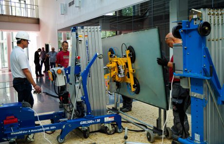GML800+ Glass and Material Lift – Norbert Wienold GmbH